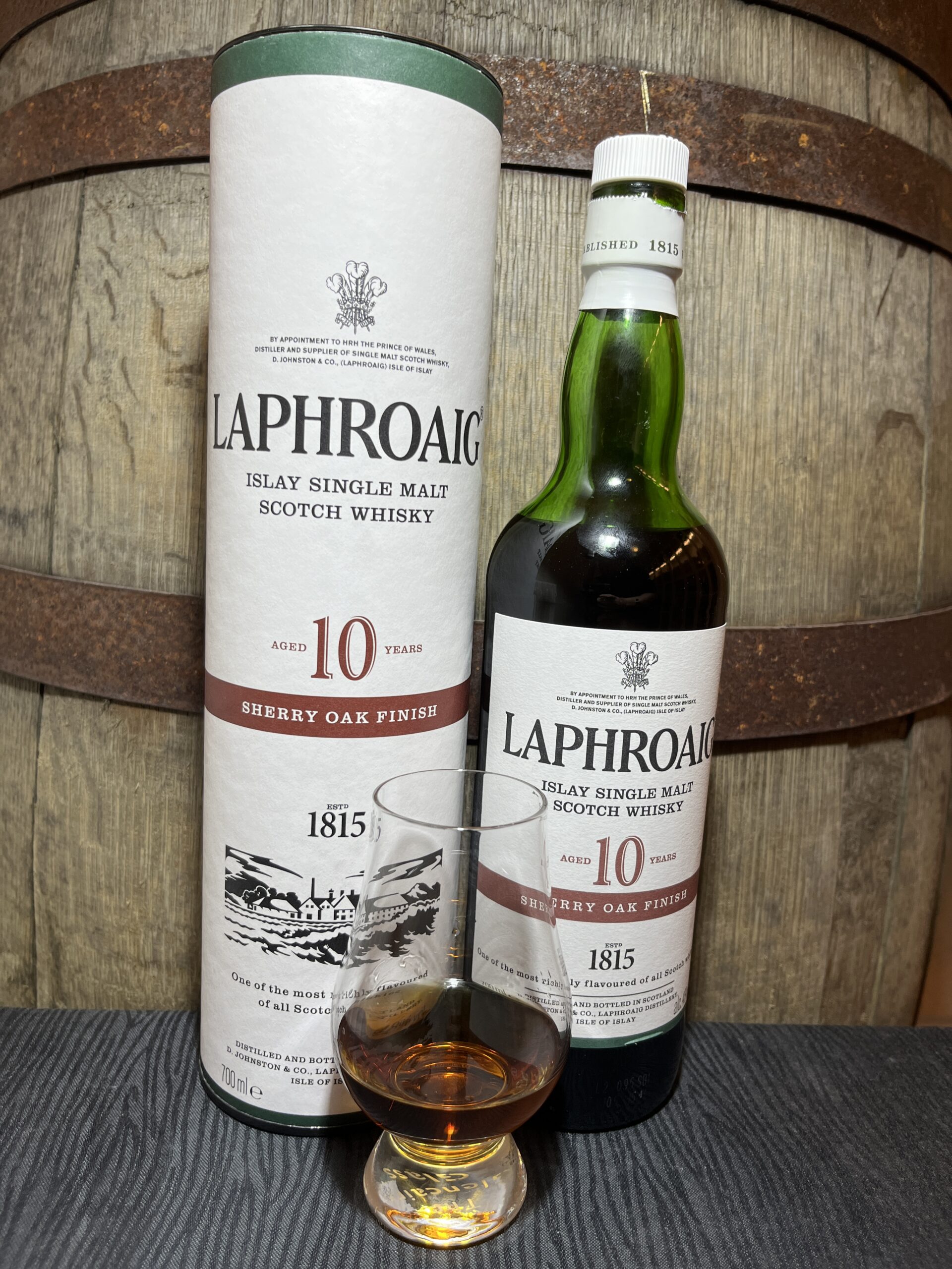 Laphroaig 10 Year Old Sherry Oak Finish - Islay Single Malt Scotch ...